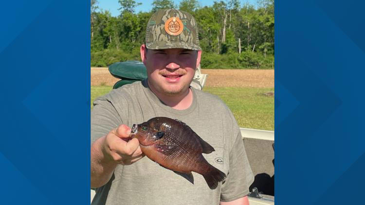 Pearson man lands record-tying spotted sunfish in Suwannee River