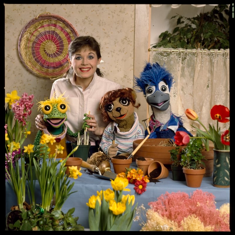 Renowned Canadian puppeteer Noreen Young dead at 85