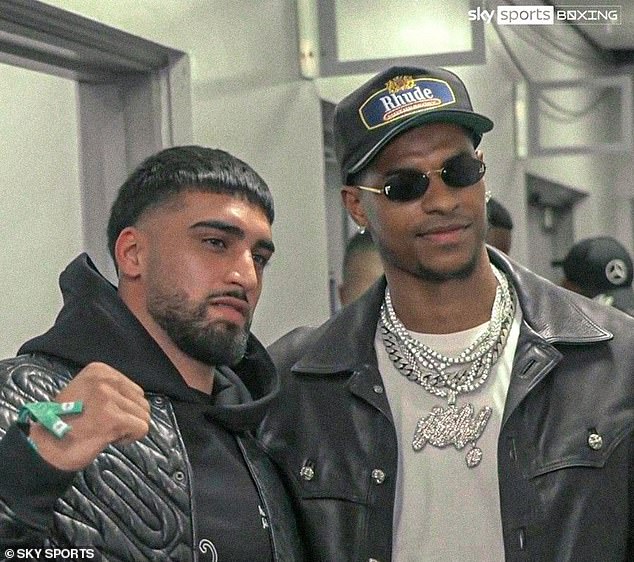 Beaming Marcus Rashford shows support for boxer Ben Whittaker ahead of ...