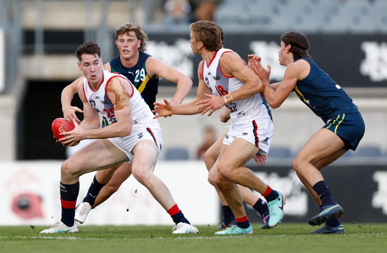 AFL Draft: VFL star ruckman poses as Mid-Season fancy, Dockers NGA ...
