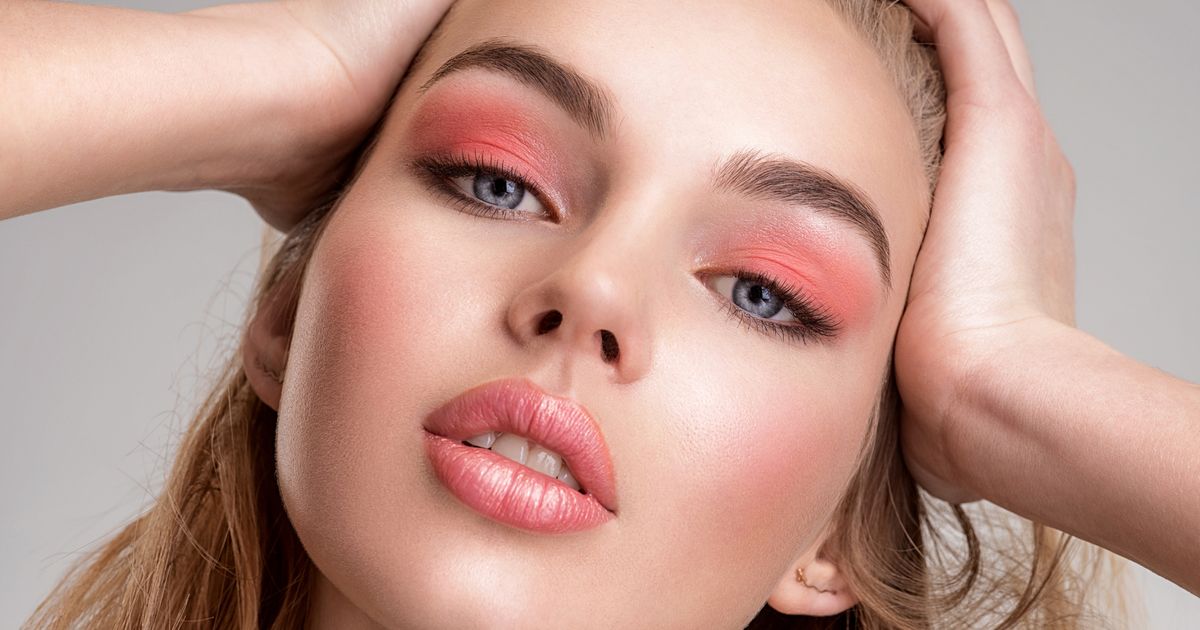 Berry Cheeks: Der flüssige Blush von Caia ist ein echter Gamechanger