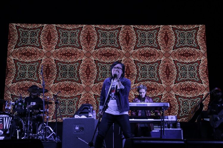 5 lagu Dewa 19 dengan nama perempuan sebagai judul! Mana favorit lo?