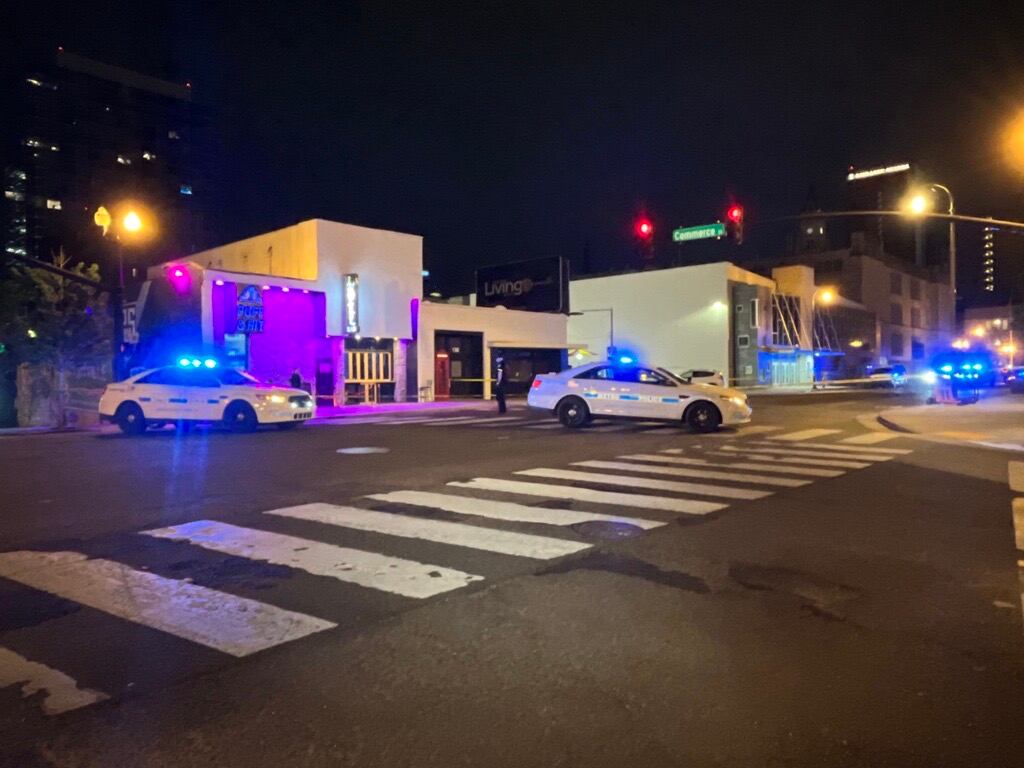 When can armed security guards draw a weapon?