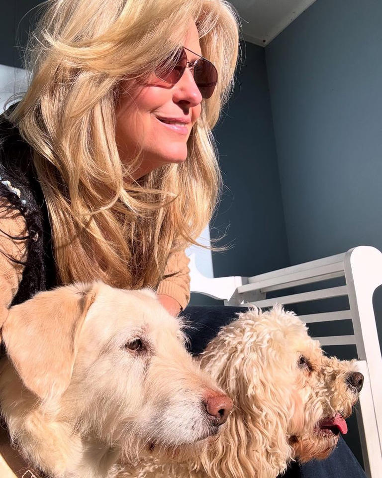 Rod Stewart and wife Penny Lancaster welcome new family additions - 1 ...