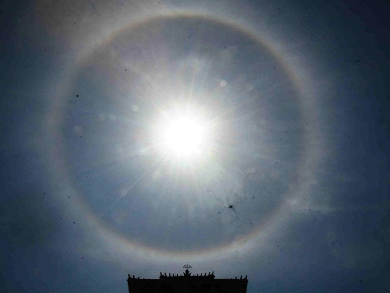 Fenomena Halo Matahari Pertanda Apa? Ini Efek dan Dampaknya