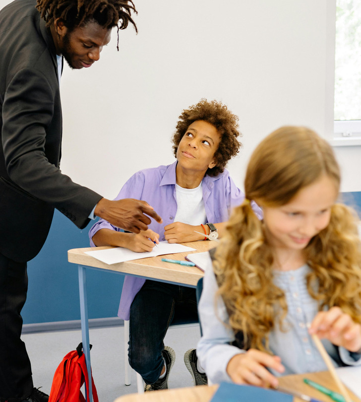 13 Teachers Who Could Hardly Keep a Straight Face