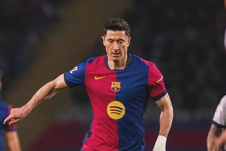 Robert Lewandowski Disiapkan Barcelona Untuk Main di Leg Kedua Kontra ...