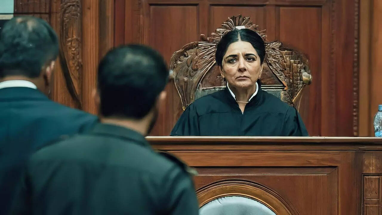 'Tu hai kya cheez, dekhte hain kaise zinda ghar jaati hai': Check ...