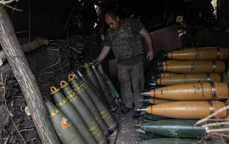 UK to achieve independence from US in artillery shell production - Media