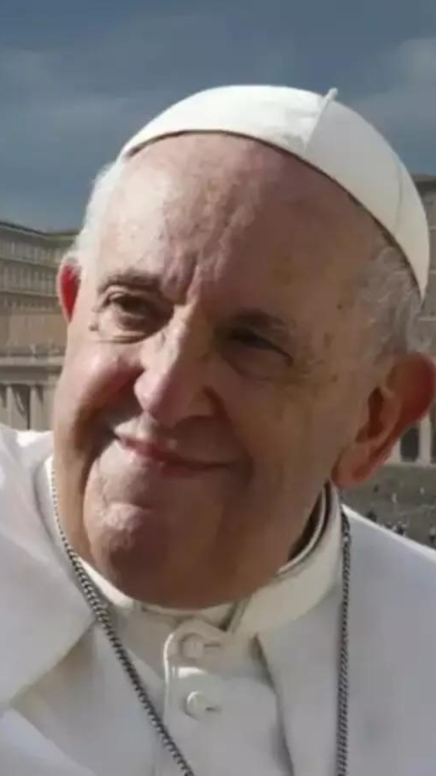 8 powerful quotes by Pope Francis to inspire students