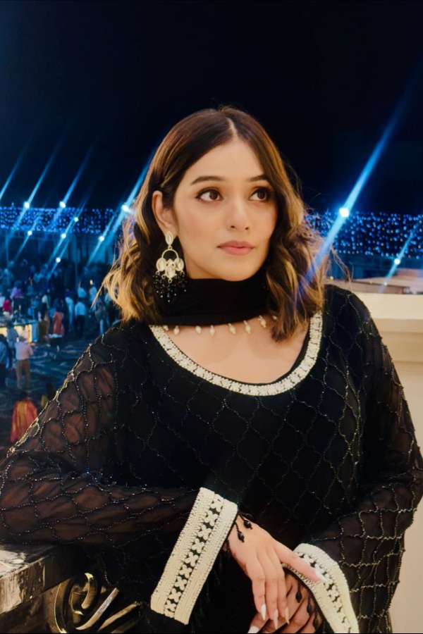 ‘We Laugh At Him’ RJ Mahvash Reveals Her ‘Meow DM’, Fans Speculate ...