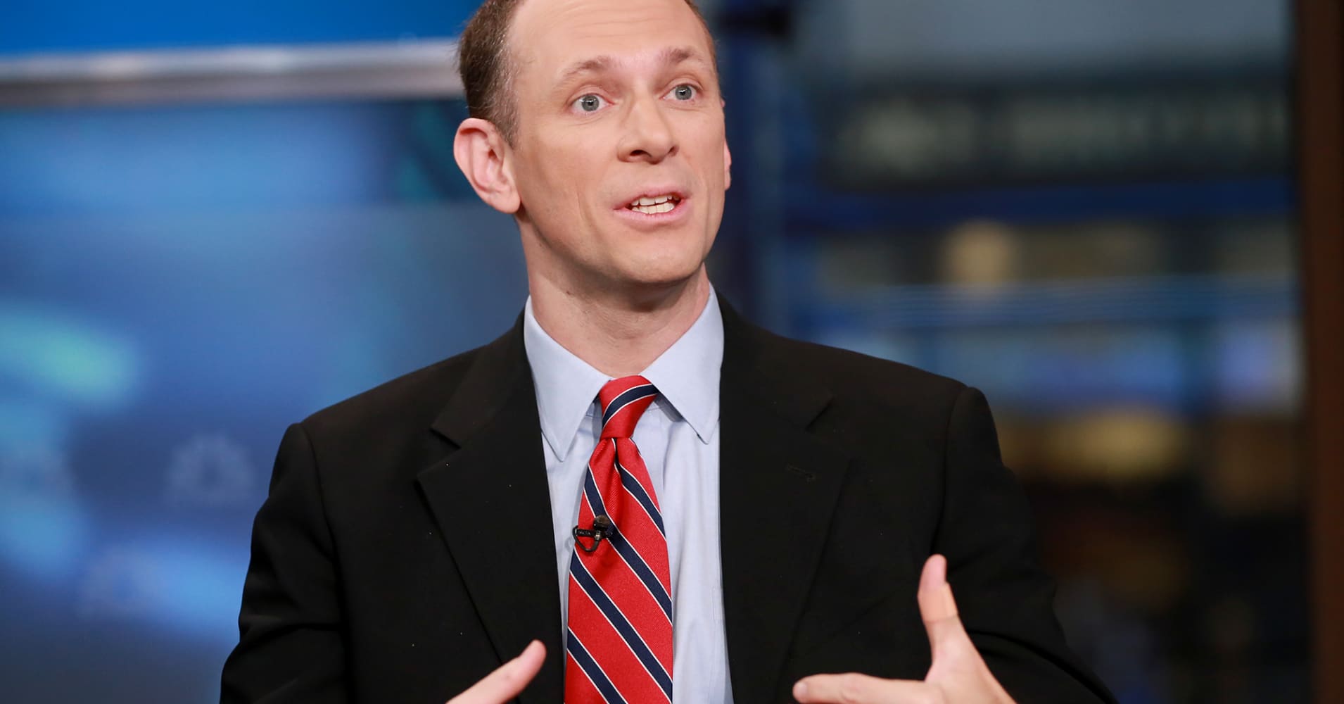 Chicago Fed's Goolsbee says Fed independence is 'critically important ...