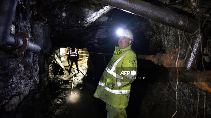 Long-abandoned Welsh mine revived as gold prices soar