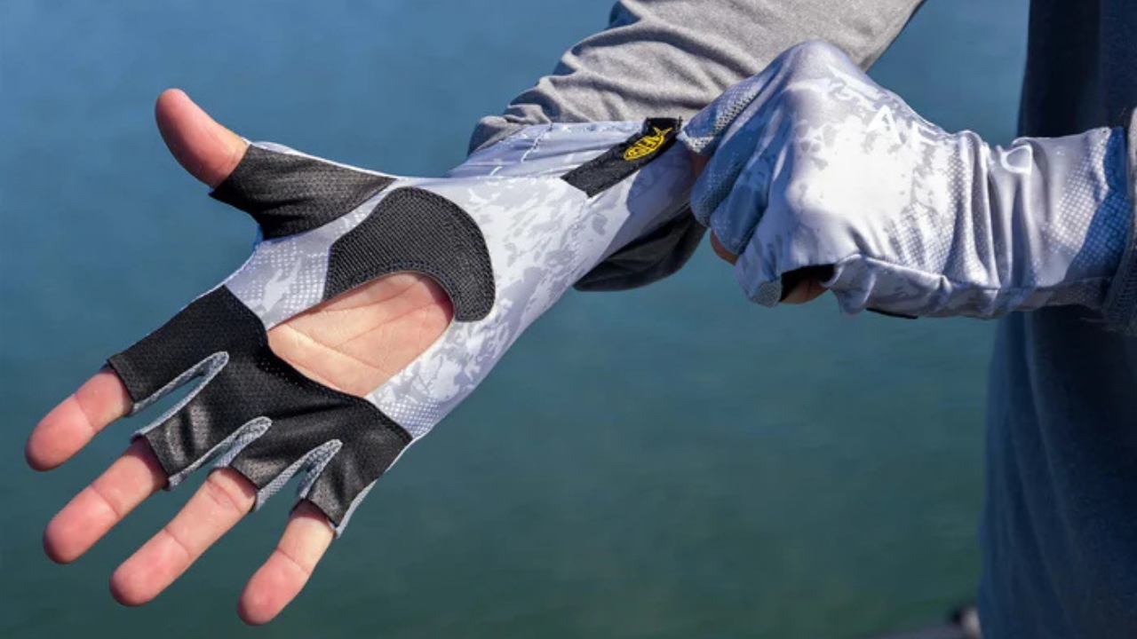 The Best Fishing Gloves That Don’t Kill Sensitivity