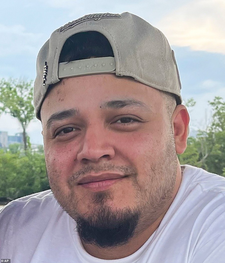 Trump's unconventional Easter message with a dig at Biden