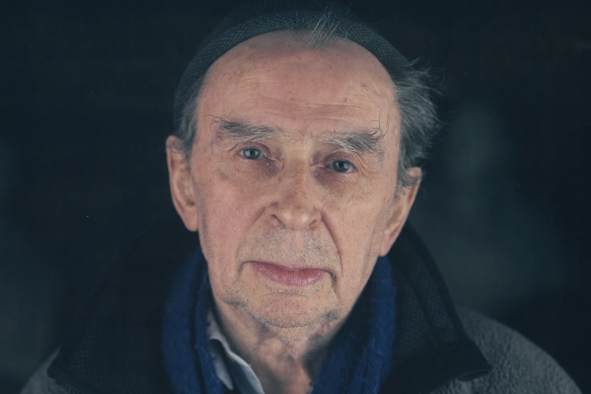 Ian Hamilton Finlay: The groundbreaking artist and poet who created ...