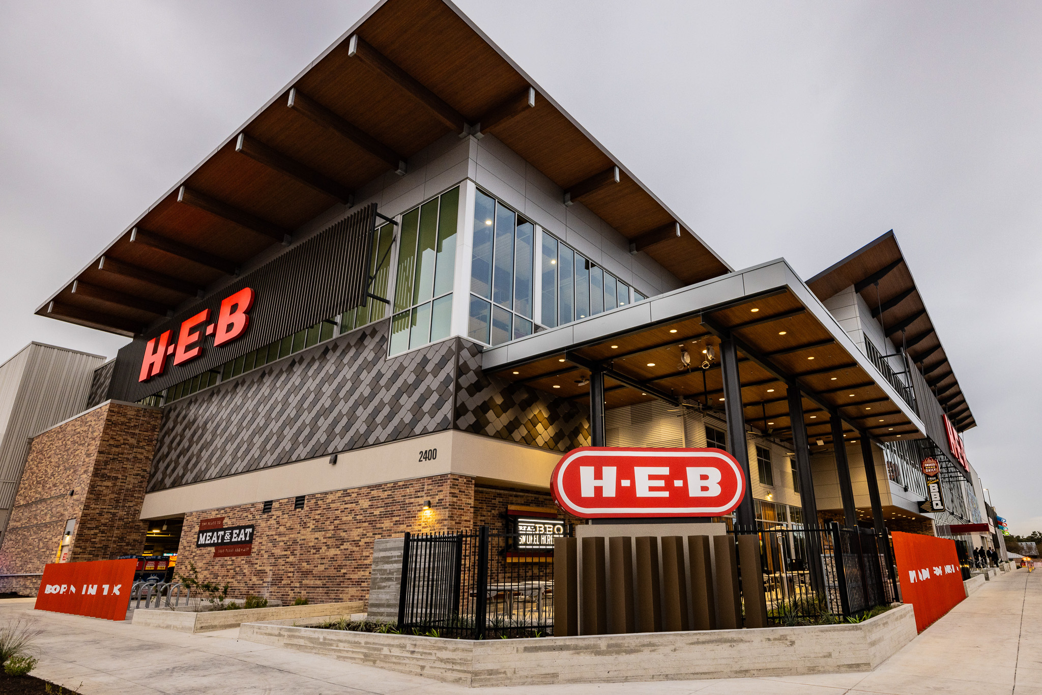 Austinites love H-E-B. What's the grocer equivalent outside Texas?