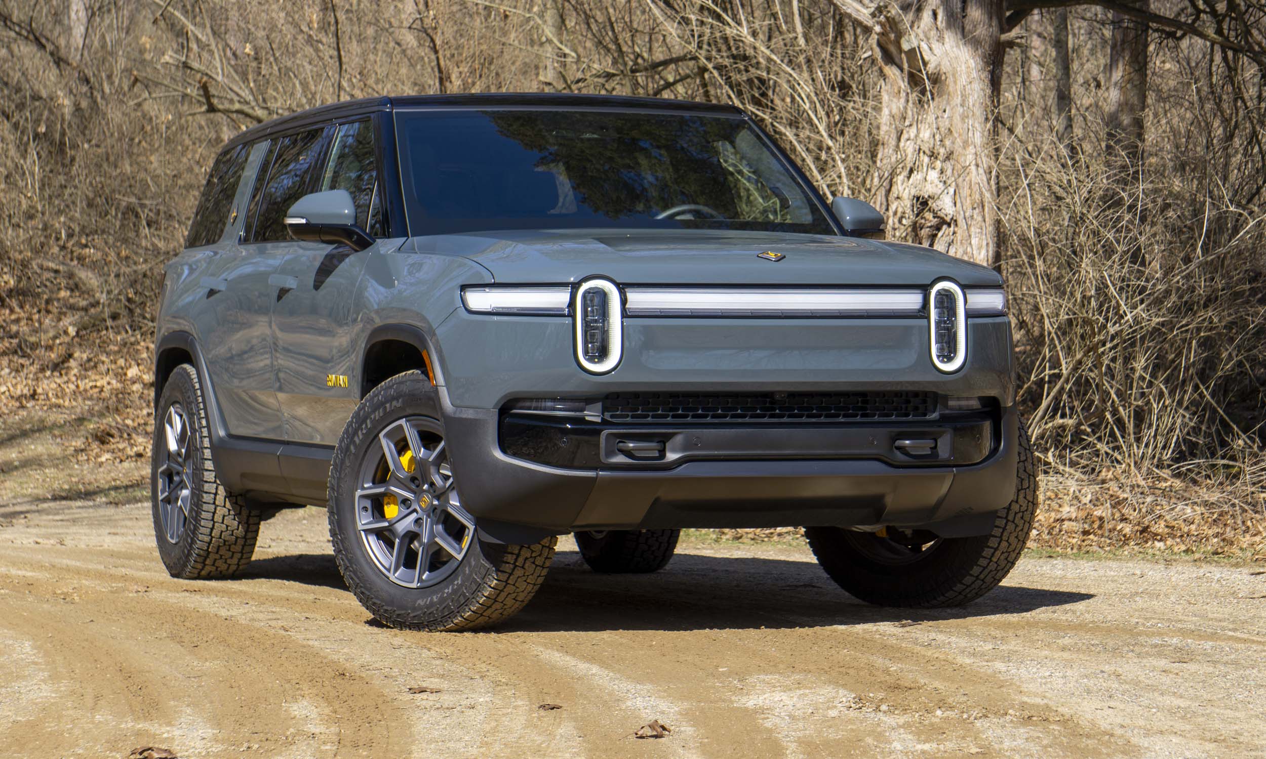2025 Rivian R1S Tri-Motor Review: Excellent Performance and Utility