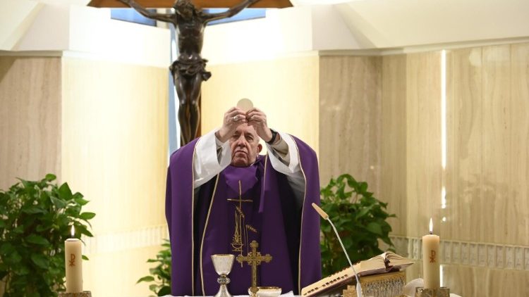 Pope Francis, a shepherd with the sheep's\xa0smell