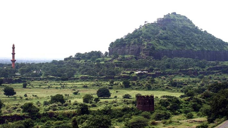 After Devgiri Fort Blaze, ASI To Create Firelines For Protection, Clean ...