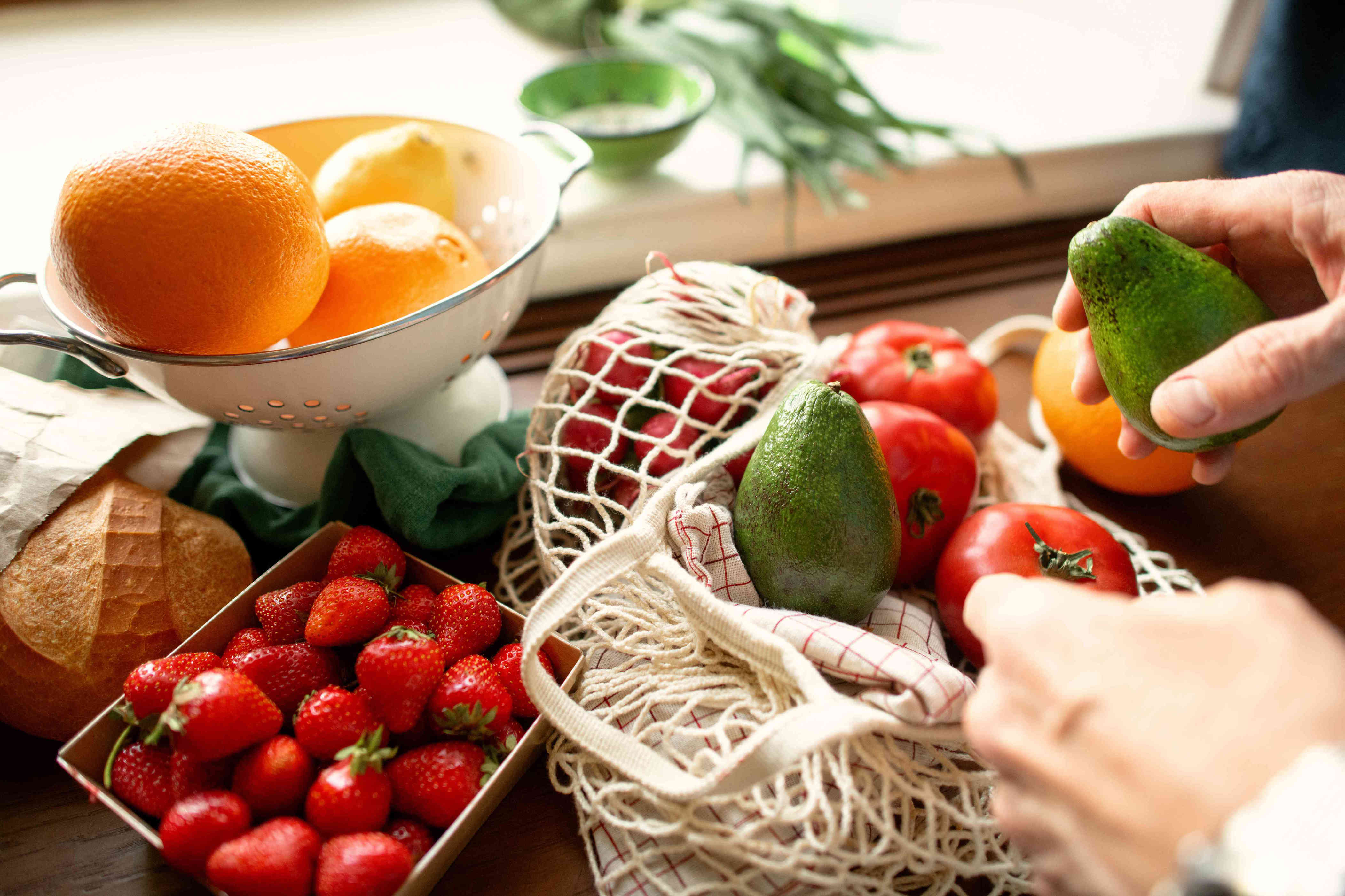 Keep Produce ‘Fresh for Weeks’ With These Clever Storage Containers, Up ...