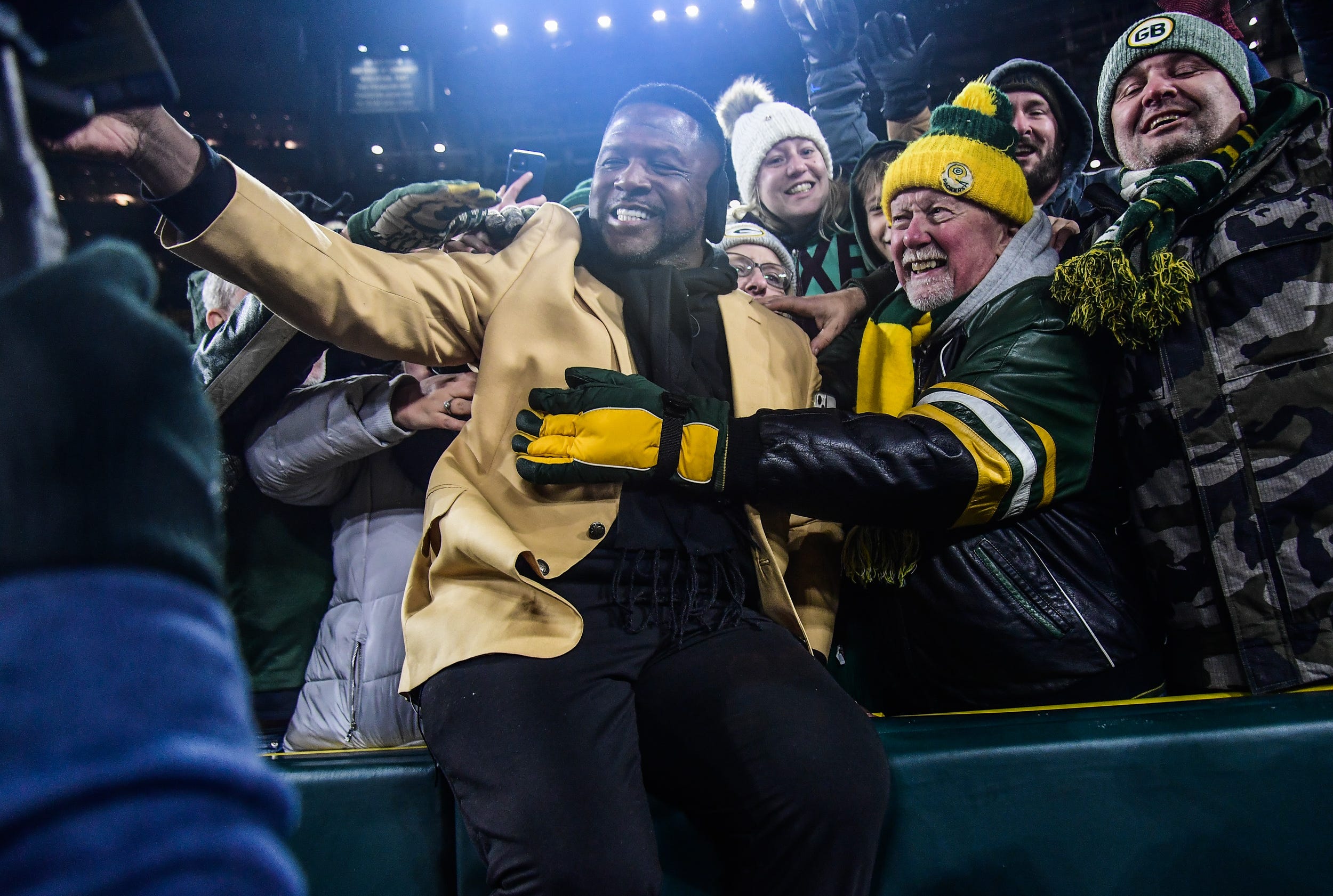 NFL legend LeRoy Butler talks 'Lambeau Leap' legacy, reveals his ...