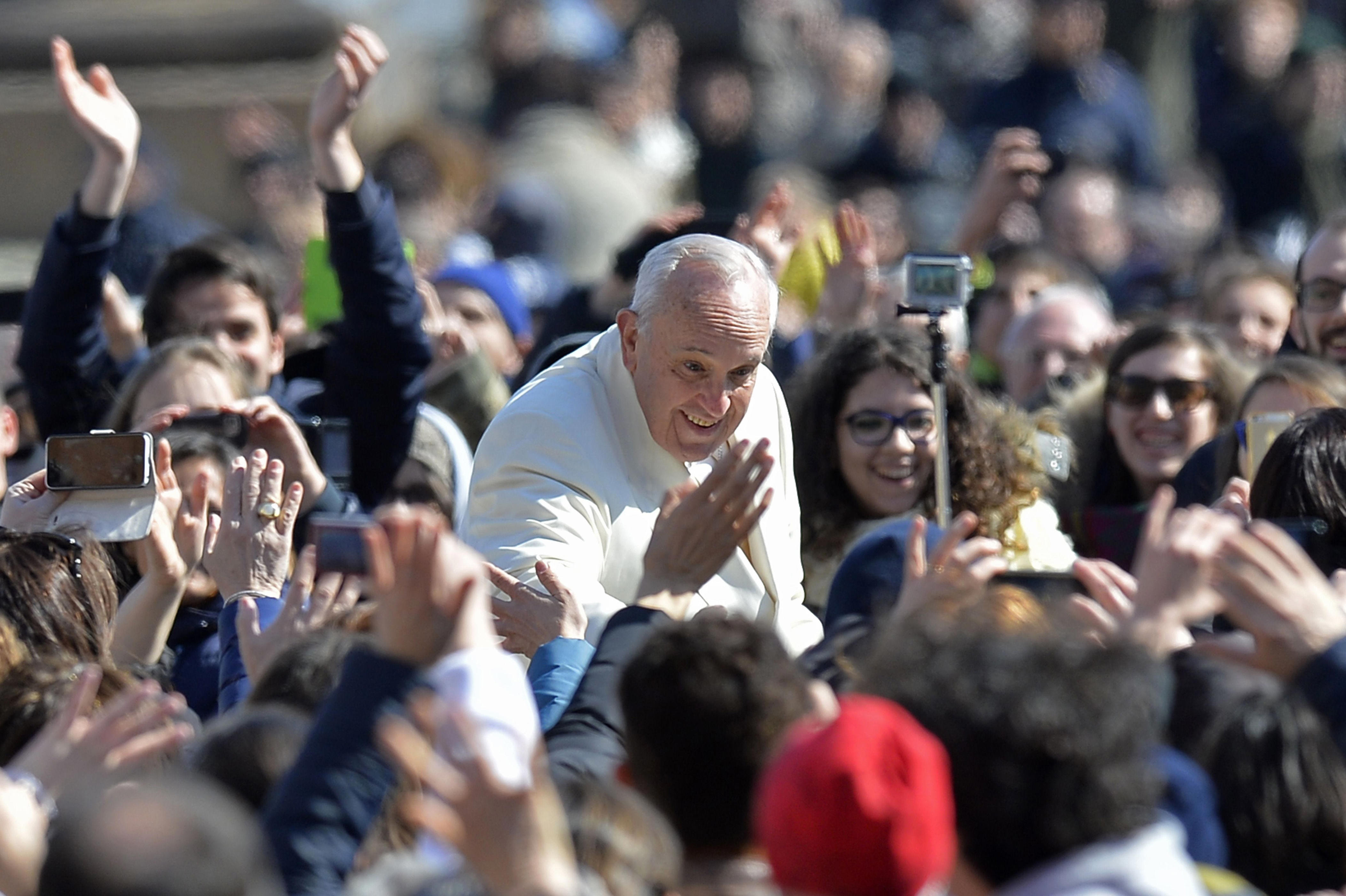 Pope Francis died of a stroke and irreversible heart failure, Vatican ...