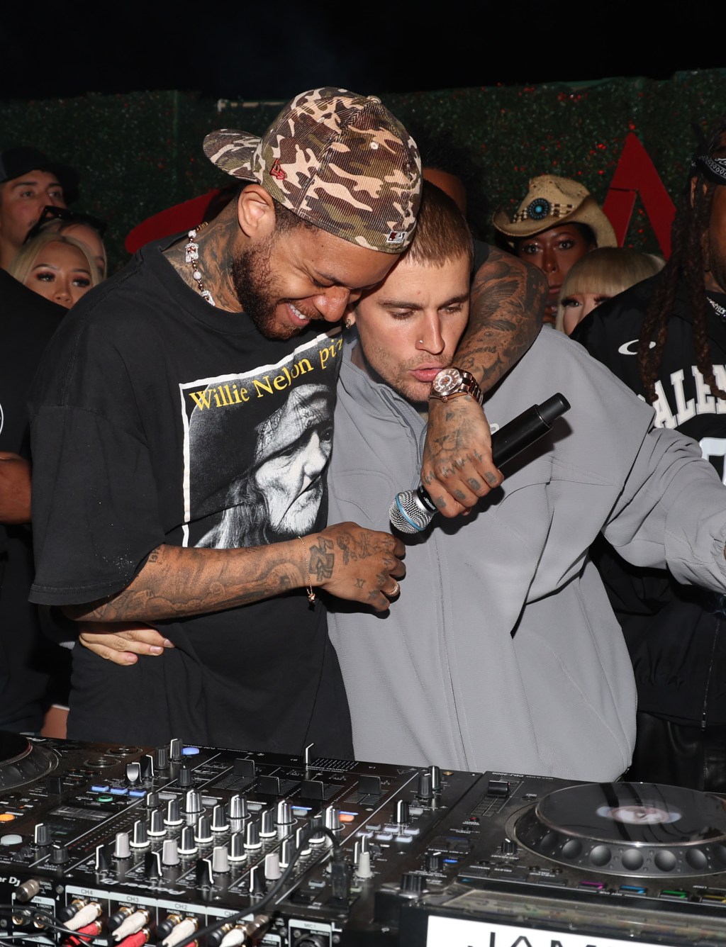 Justin Bieber dances in the DJ booth at starry Coachella party and more ...