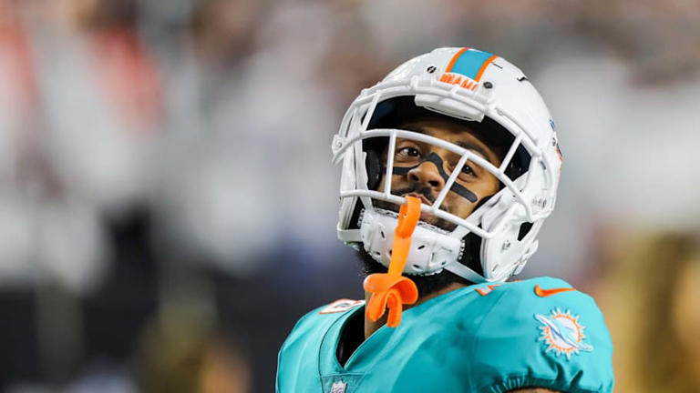 Browns Add Ex-Dolphins Cornerback Nik Needham Days Before Draft