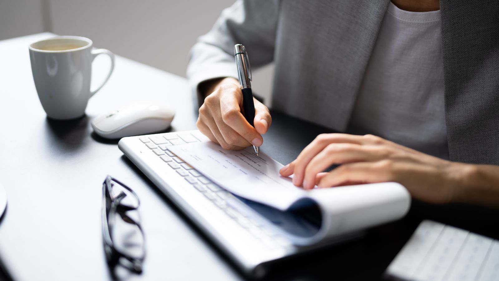 14 quiet fee changes that are hitting Canadian bank accounts and ...
