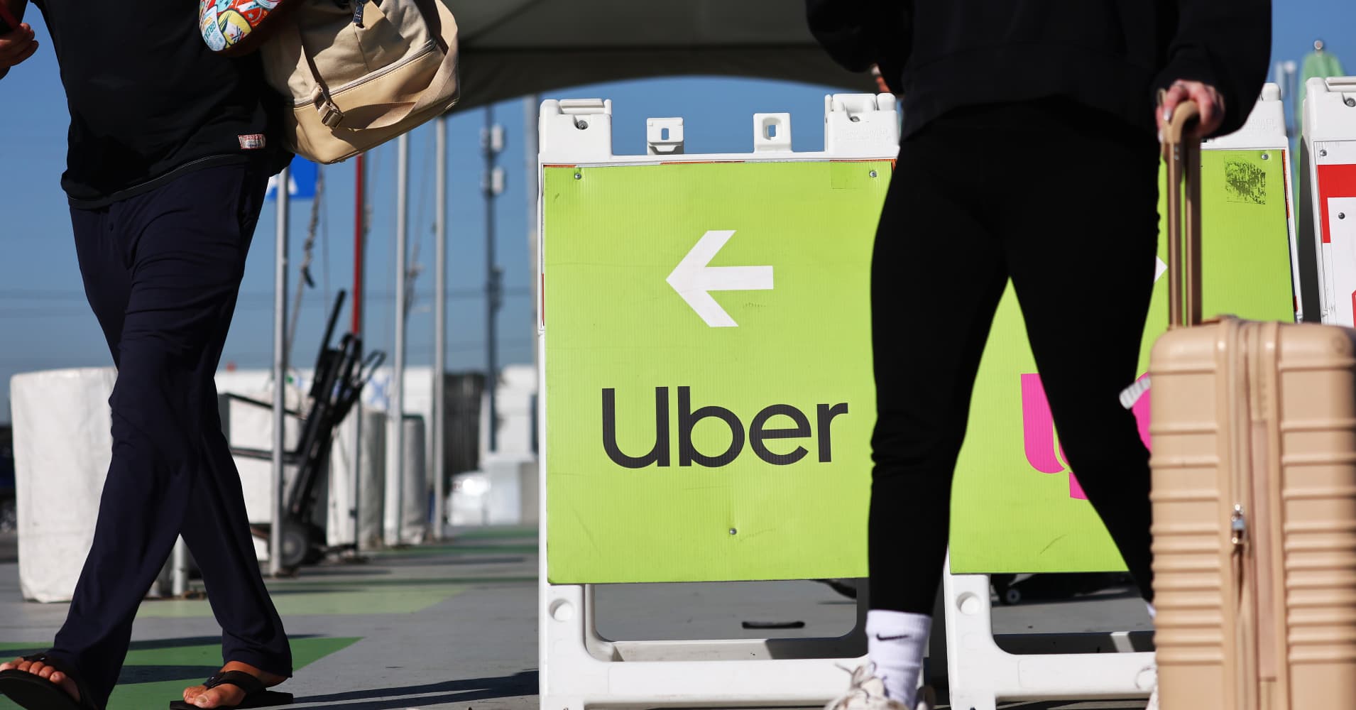 FTC sues Uber, says company charged for Uber One without consent