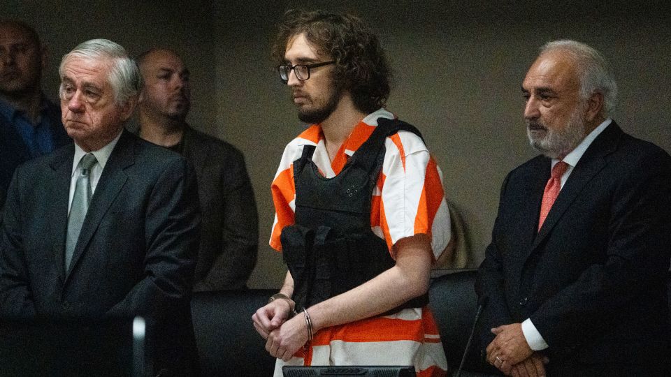 Gunman who killed 23 in a racist attack at a Walmart in El Paso pleads ...