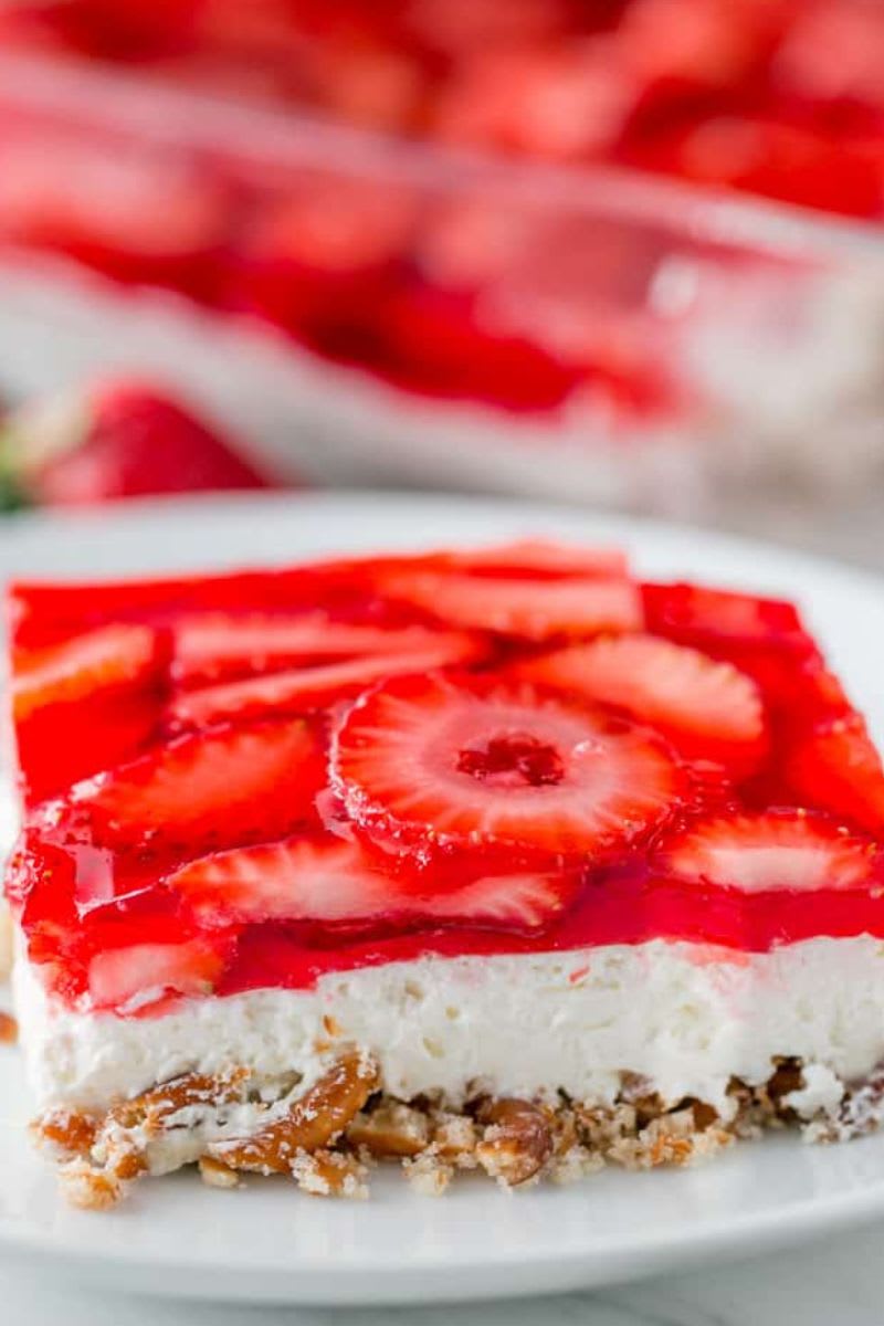 22 Easy And Flavorful Lake Snacks That Are A Must Try