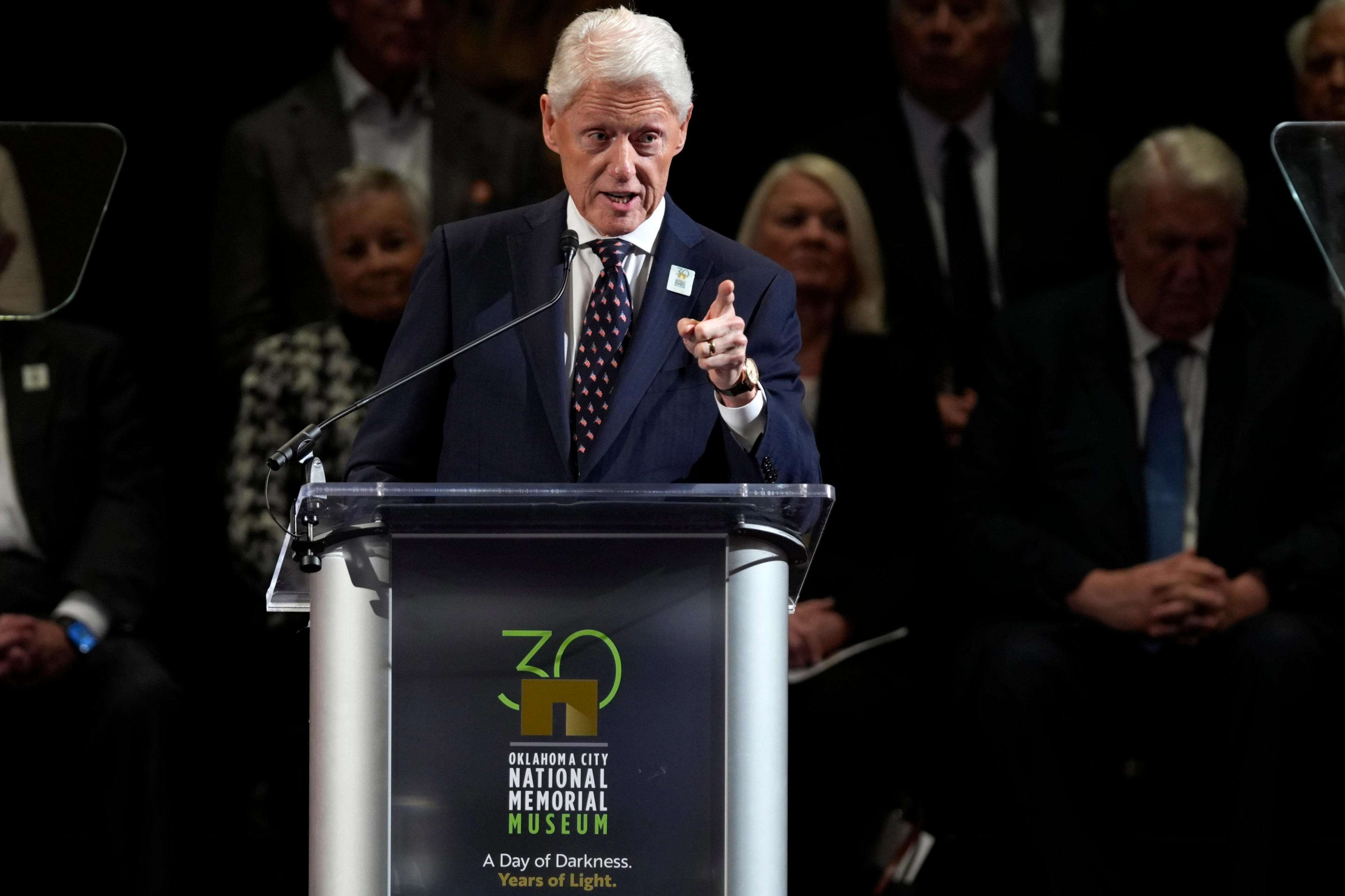 Bill Clinton, Leona Mitchell to have roles during memorial service for ...