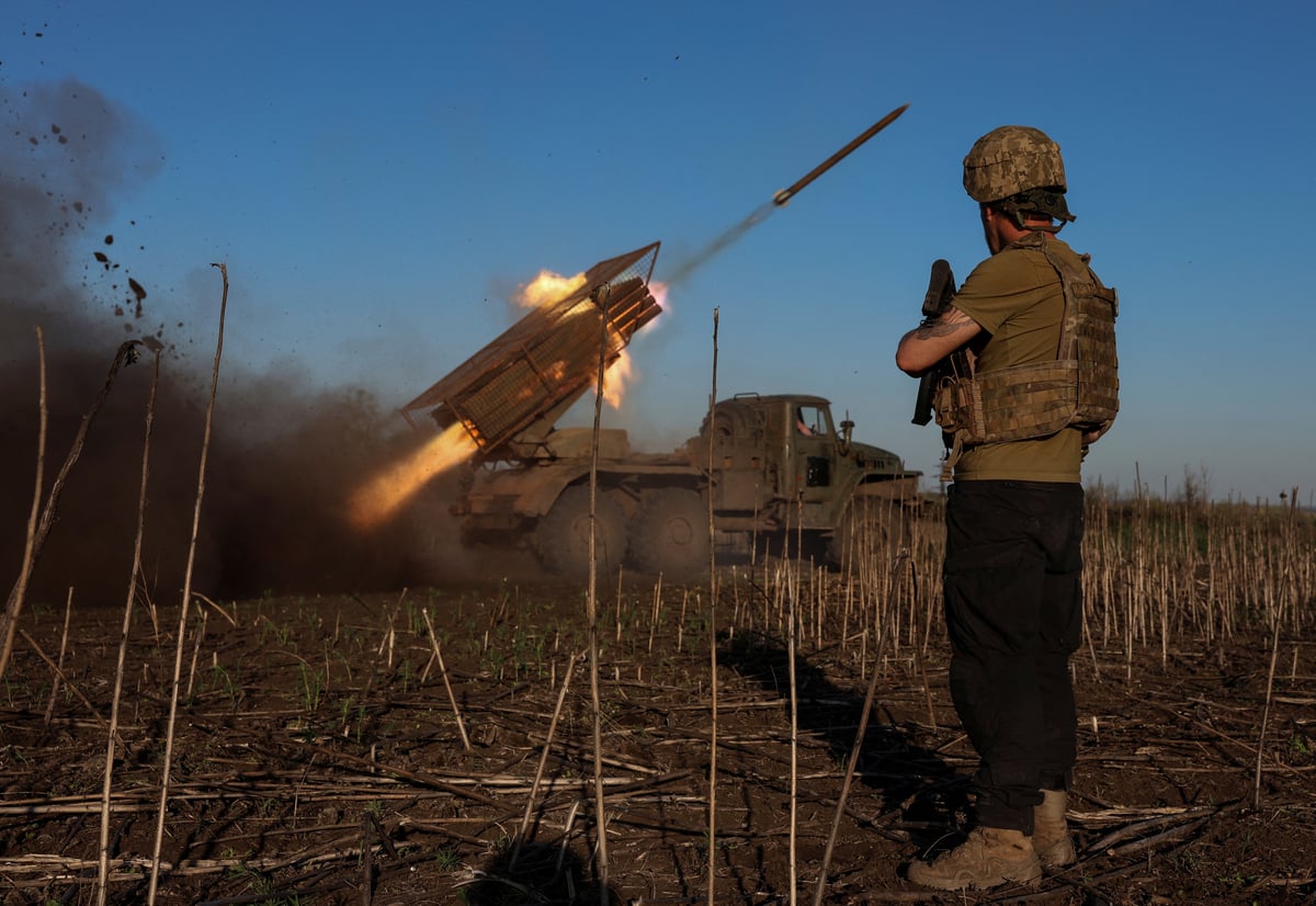 Fighting resumes following 'Easter truce' as Ukraine reports nearly ...