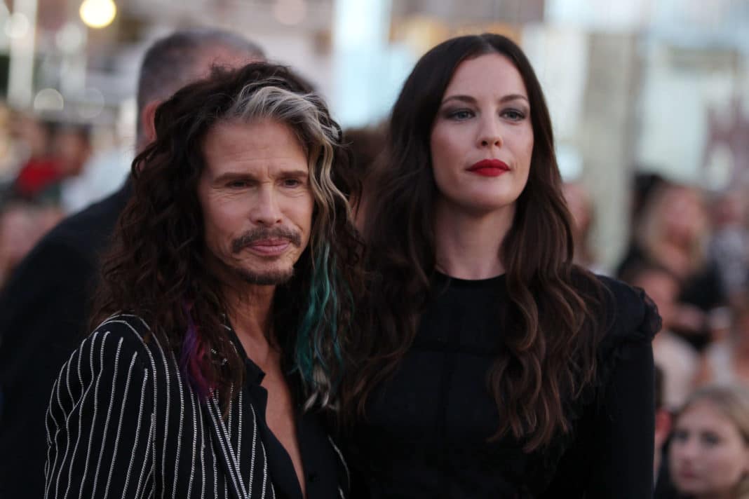 ‘Oh My God': Steven Tyler's Daughter Recalls Aerosmith Fan Blowing the ...