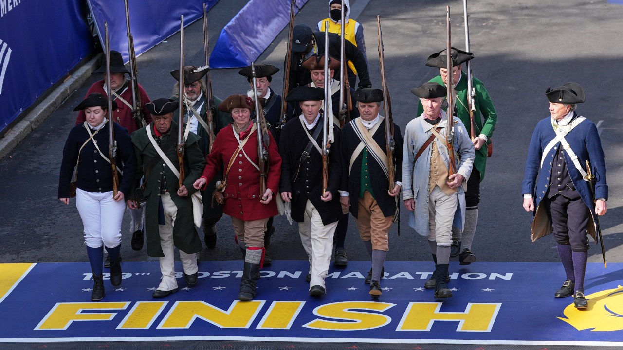 Boston Marathon underway, marking 250th anniversary of Revolutionary War