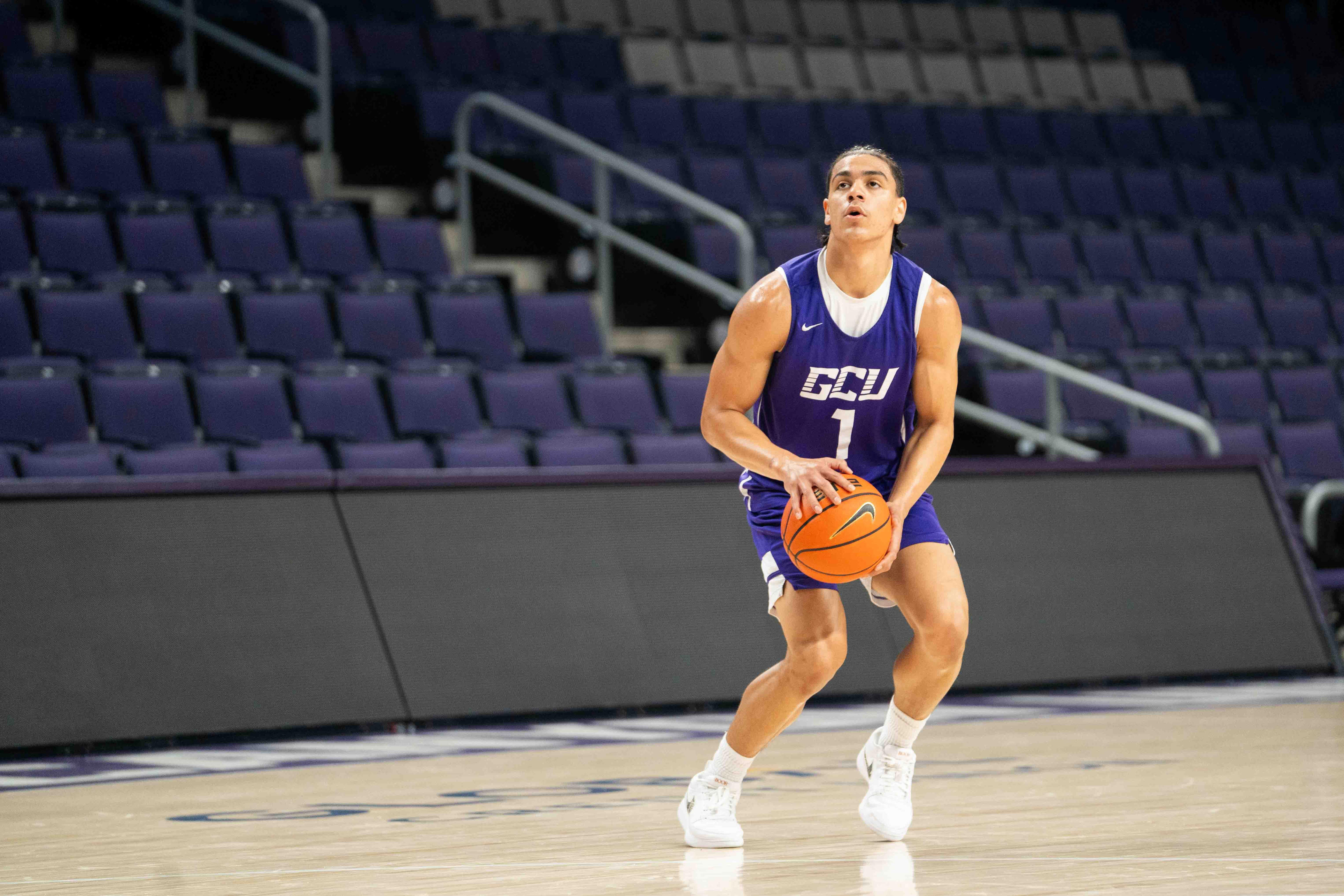 Grand Canyon basketball tracker: France's Evan Boisdur signs with Lopes