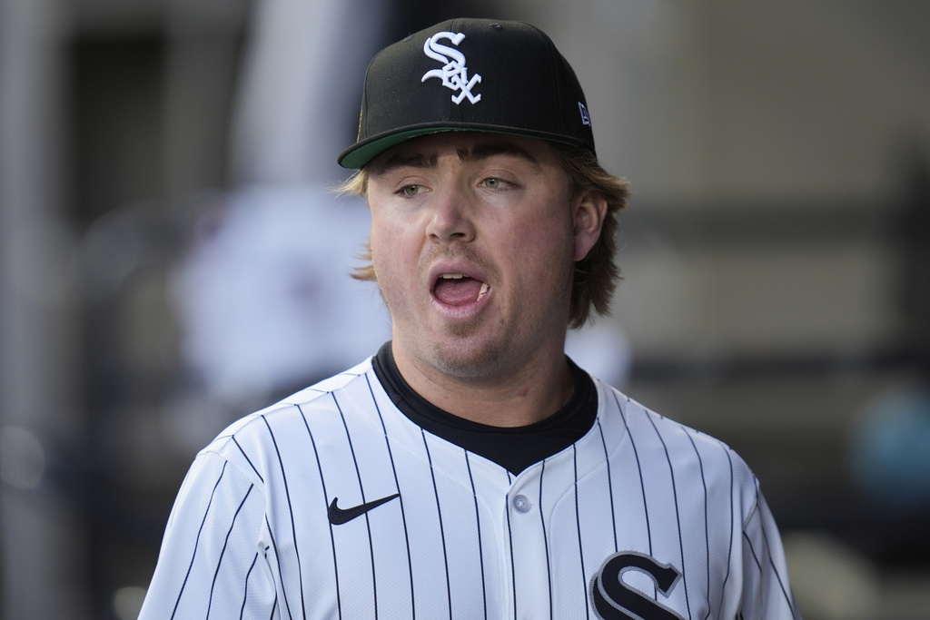 White Sox place INF Chase Meidroth on 10-day IL, recall former Red Sox ...