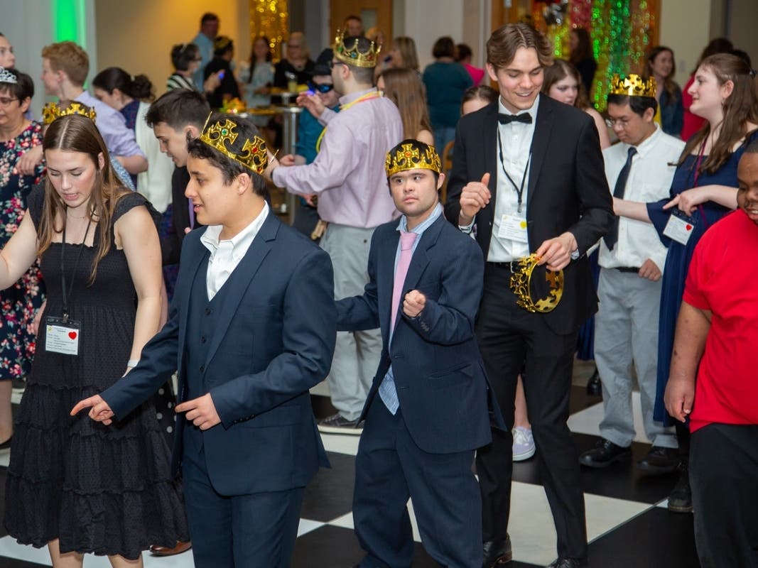 Vienna's Be Our Guest Prom Returns For People With Special Needs