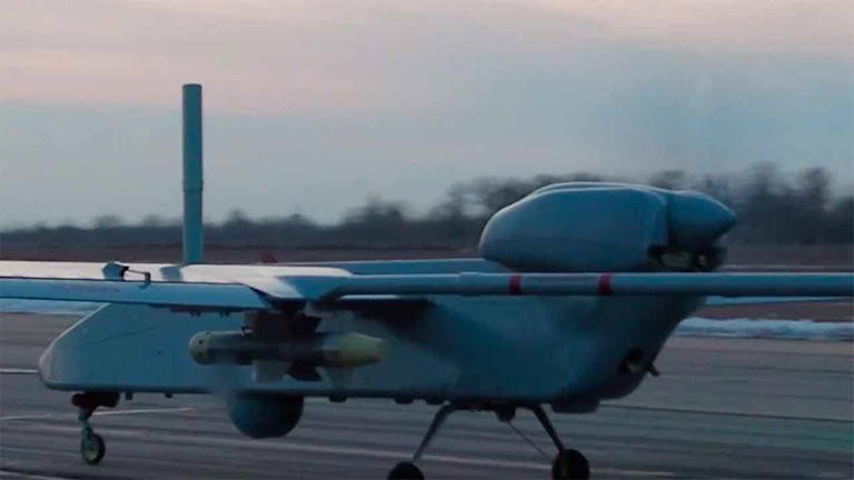 Ukraine Nedskyder Russisk Forpost Drone i 4 km Højde med FPV Interceptor