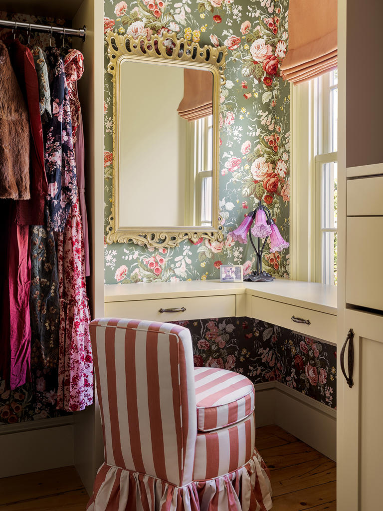 Hidden Doors and Patterns Galore Bring British Charm to This Builder ...