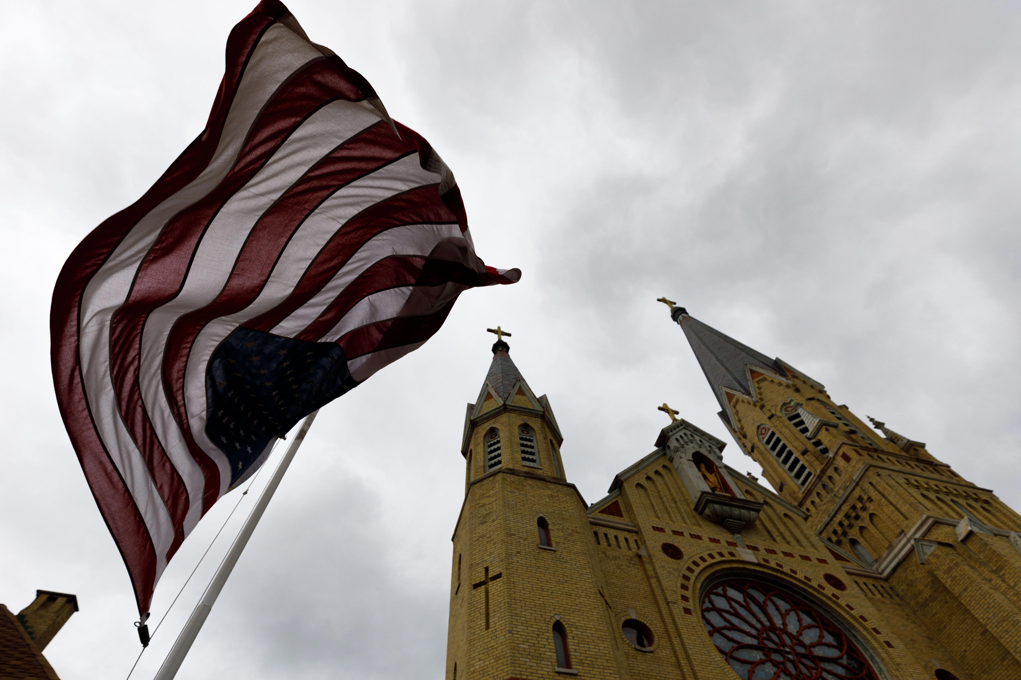 Why are flags half-staff in Texas, US? How long flags are lowered in ...
