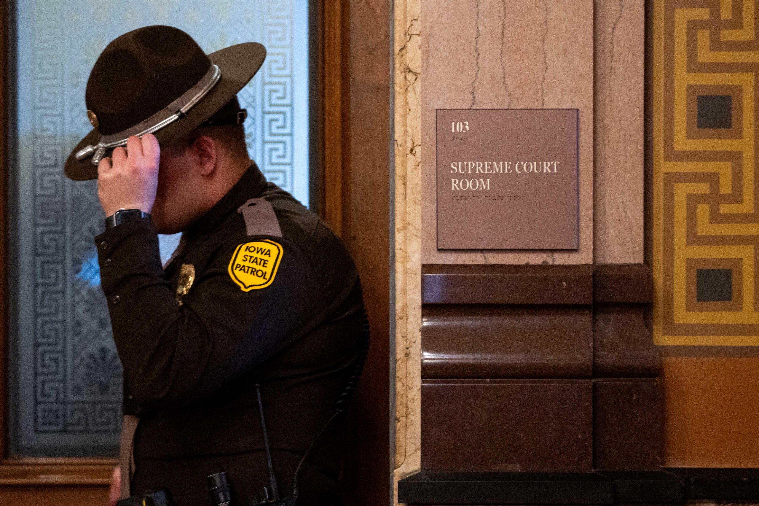 Judge Faces Backlash Over Democratic-aligned Donations