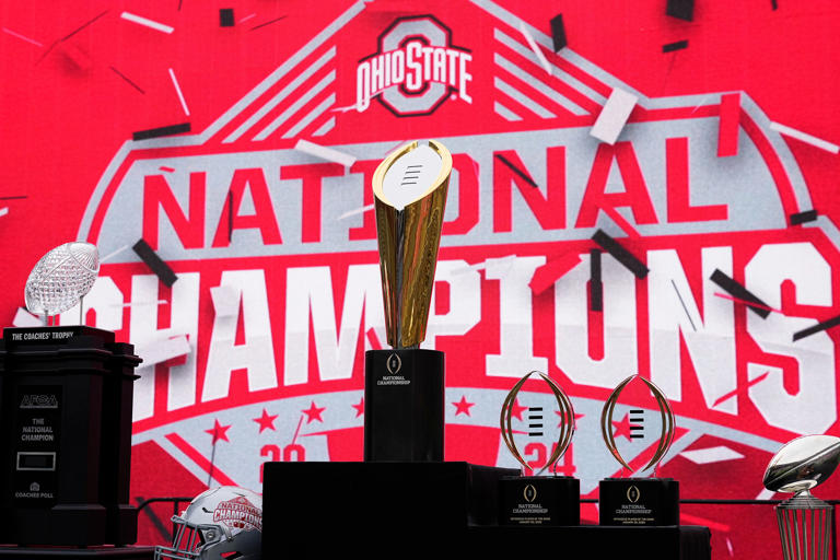 When does the 2025 college football season start? Dates to mark on your ...