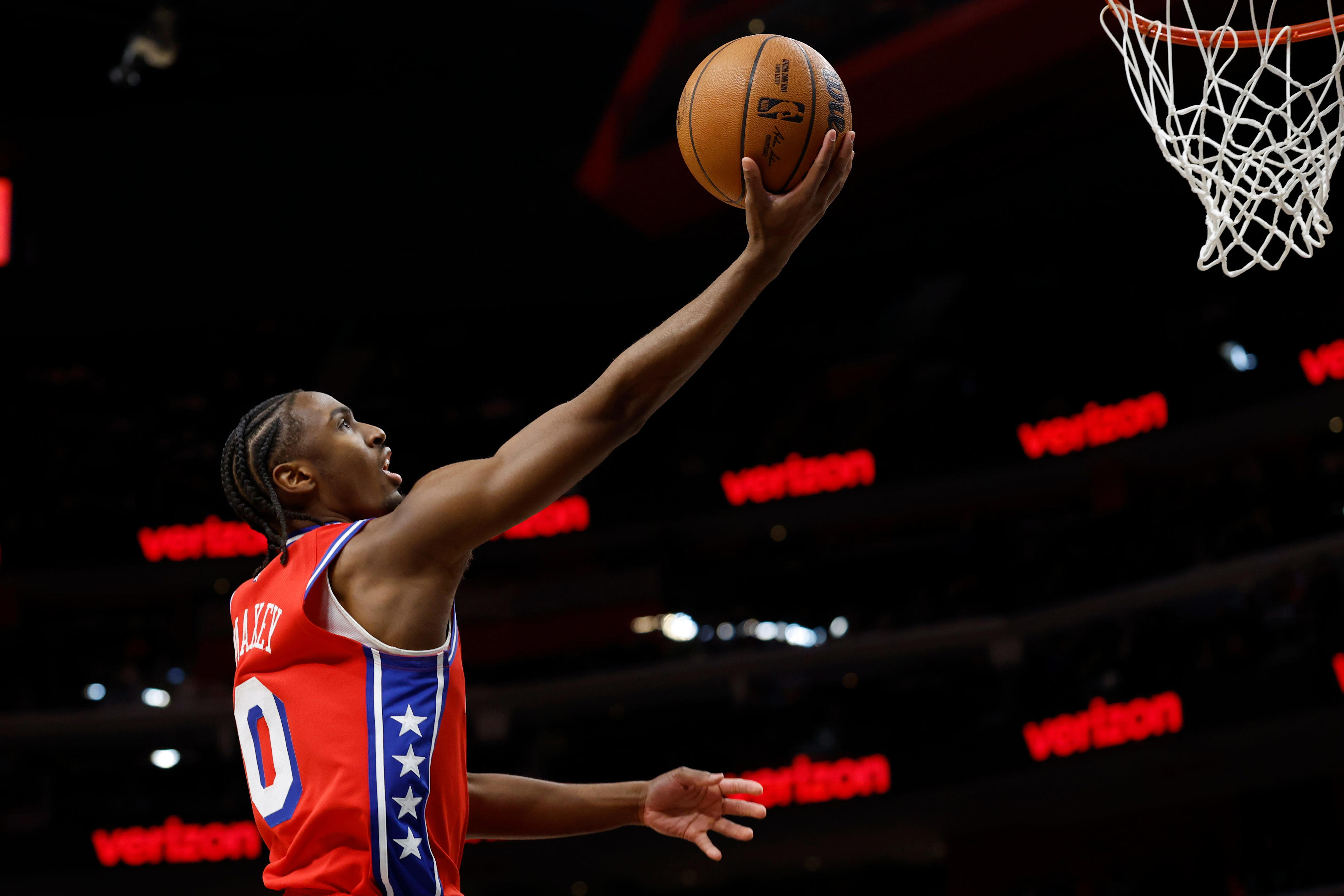 Eric Gordon singles out Sixers star Tyrese Maxey for his leadership