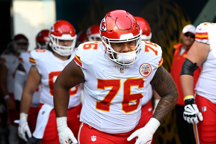 Chiefs’ Kingsley Suamataia to compete for starting left guard spot with ...