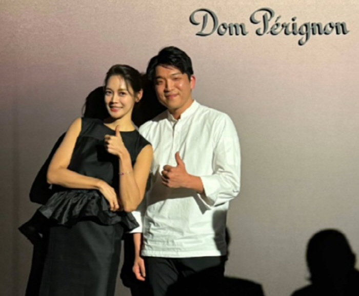 “Ms An & Mr Anh”…Ahn Hyun-mo and Ahn Sung-jae, two-shot at the ...