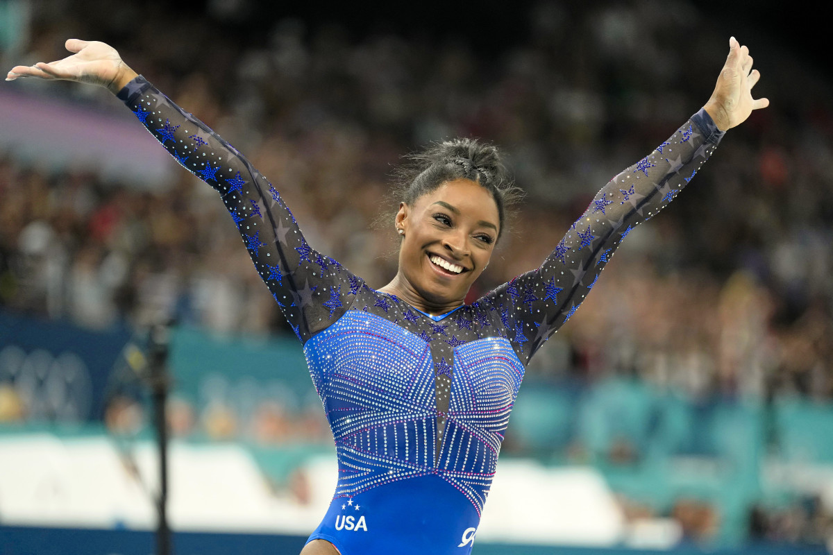 Simone Biles Sends Strong Message to Fellow U.S. Olympic Star After ...