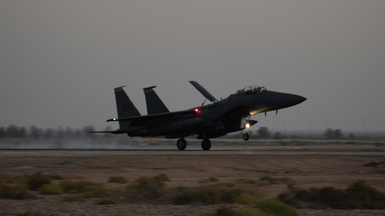 Who is Col. Nicole Malachowski? First female Thunderbird pilot and the ...